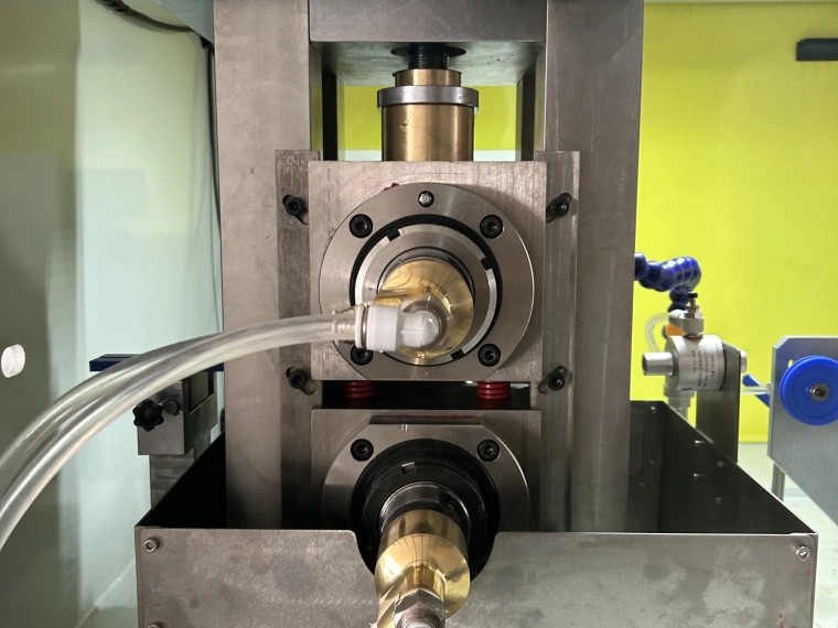 Two Roll Rolling Mill: Structure, Working Principle, and Applications ...